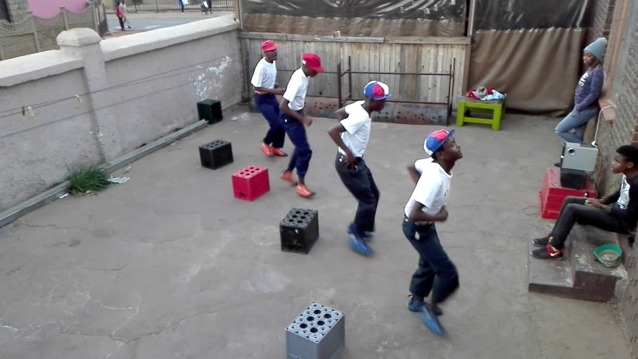 Pantsula Dance - New Tembisa Edition - YouTube
