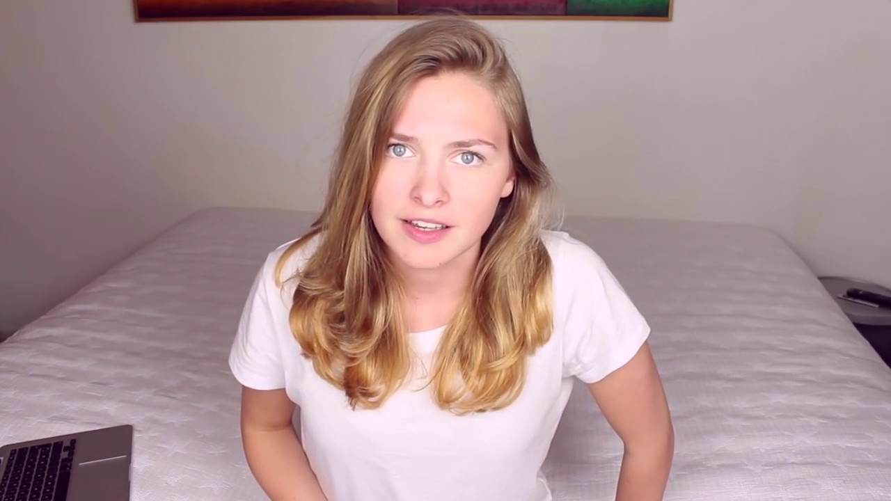 I'VE MOVED TO SPAIN! - YouTube