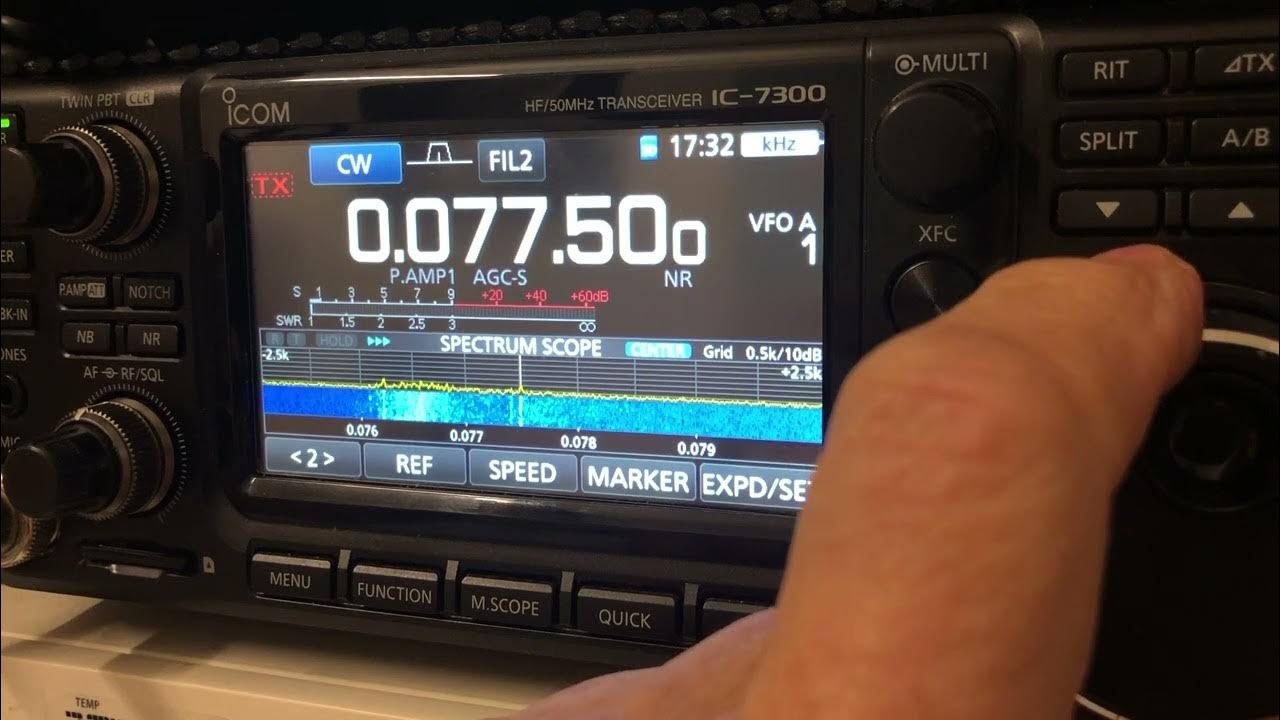 IC-7300 Receiving DCF77 - YouTube