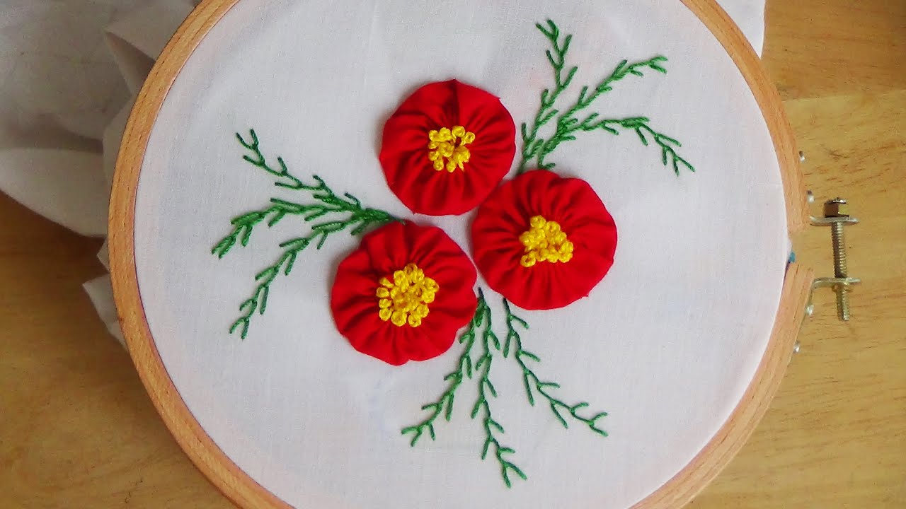 Hand Embroidery: Yo-yo flowers - YouTube