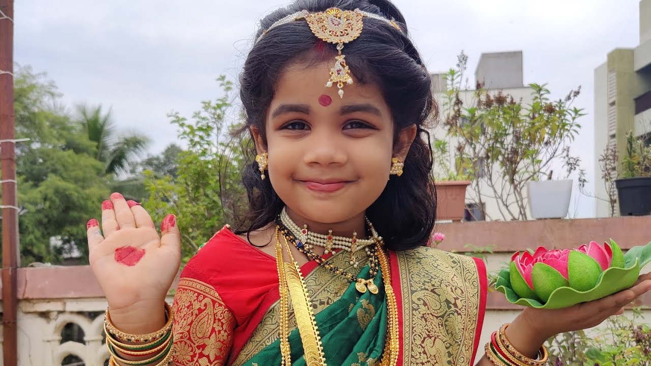 Mahalaxmi Devi | Baby Goddess | Ishwari as Goddess Mahalaxmi 🌸 - YouTube