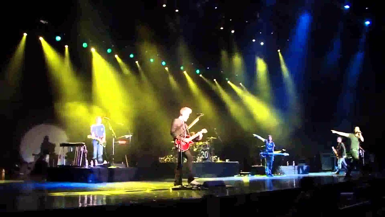 Matchbox Twenty - Long Day [live in Sao Paulo] - YouTube