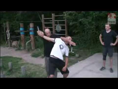Защита от внешнего пореза ножом - YouTube