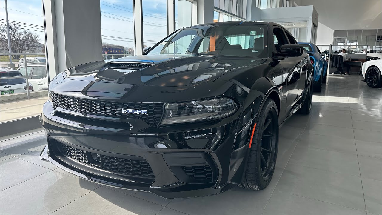 Charger Mopar Edition - YouTube