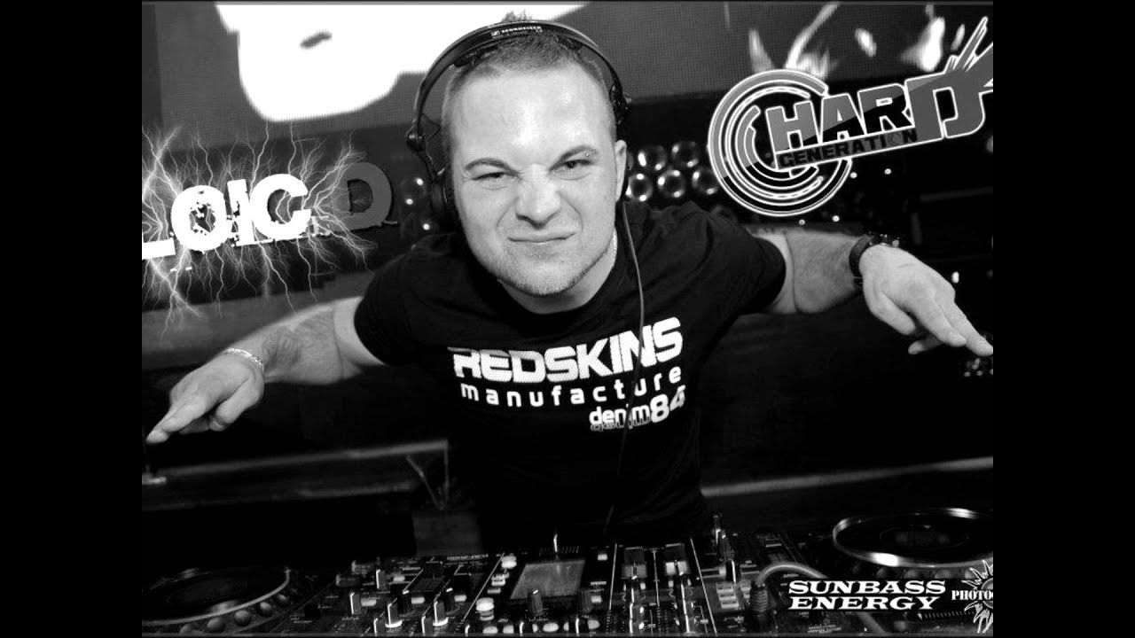 Loic D - Mega Mashup 4 ( Extrait ) - YouTube