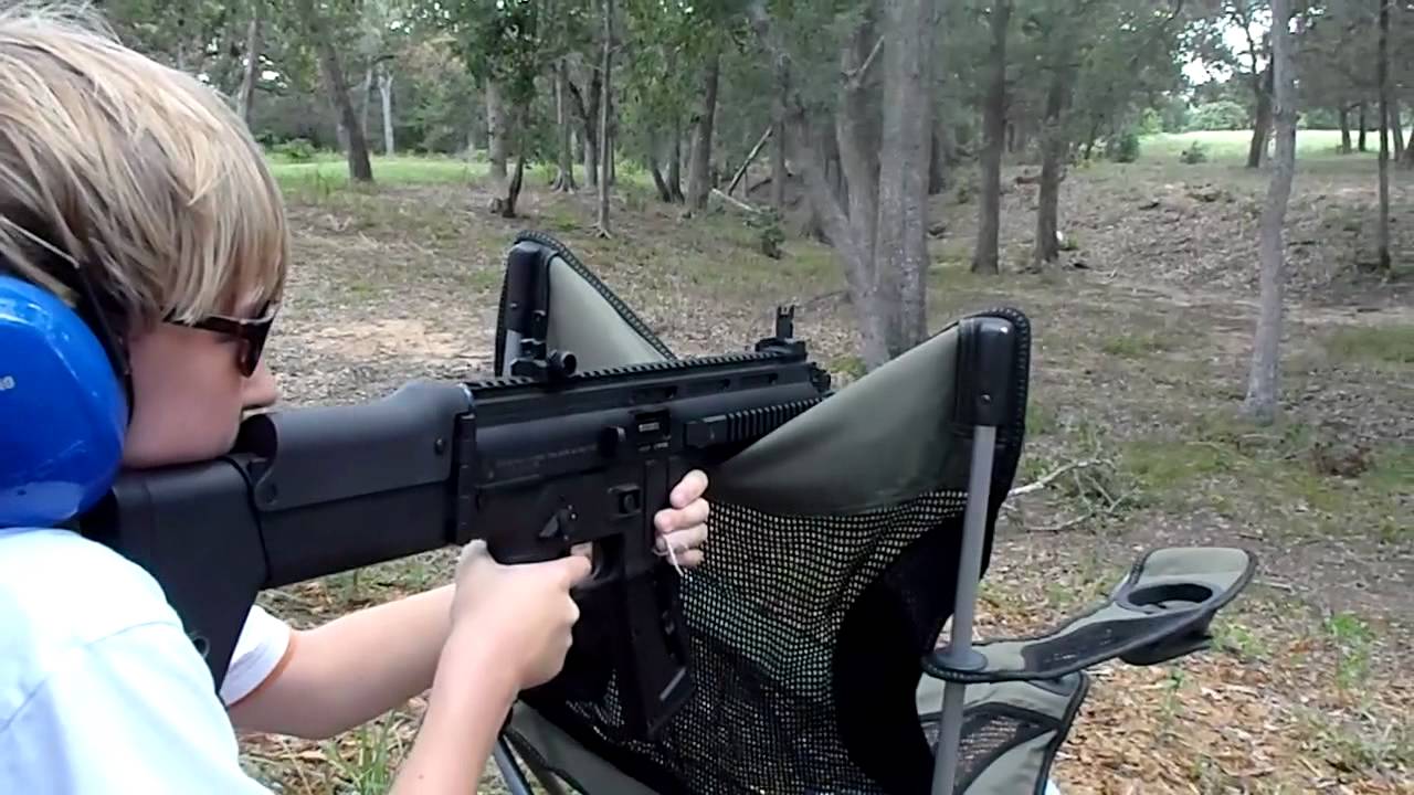 Cory testing the ISSC SCAR .22 - YouTube
