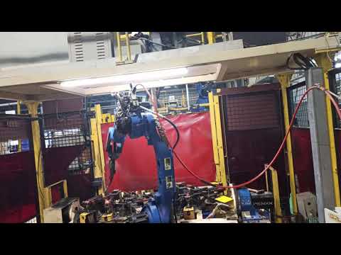 Yaskawa robot welding - YouTube