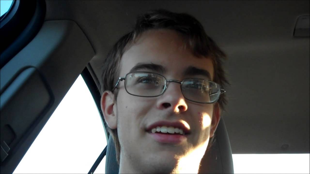 MEN'S BATHROOM URINAL ETIQUETTE - YouTube