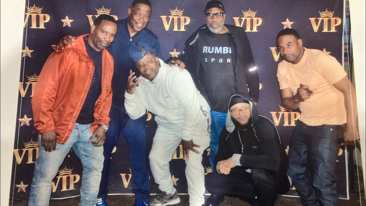 Fly: Barry Mills, the AB hit the feds in 76. Fly became close with Hoover through Wayne Perry ...