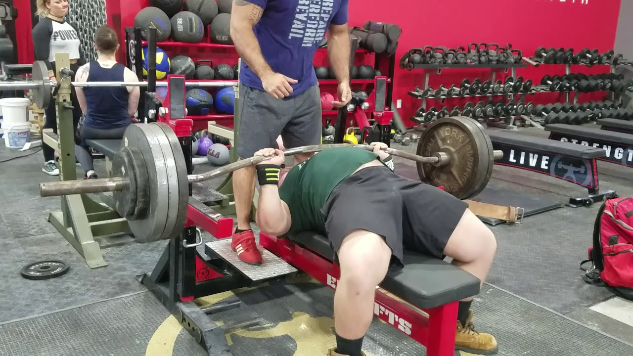 395x4 Close Grip Duffalo Bench Press - YouTube