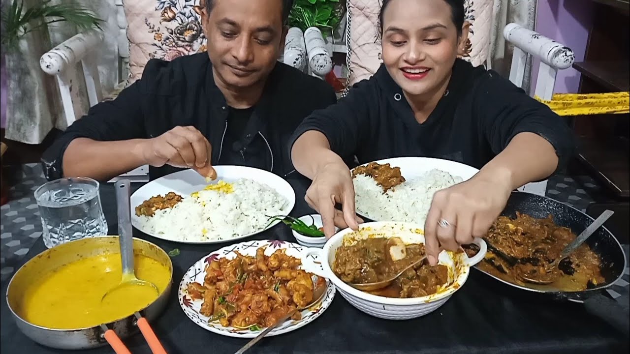 Eating Food Chicken Karchi-Marchi Beef Curry Fish & Fish Eggs Chatani ...