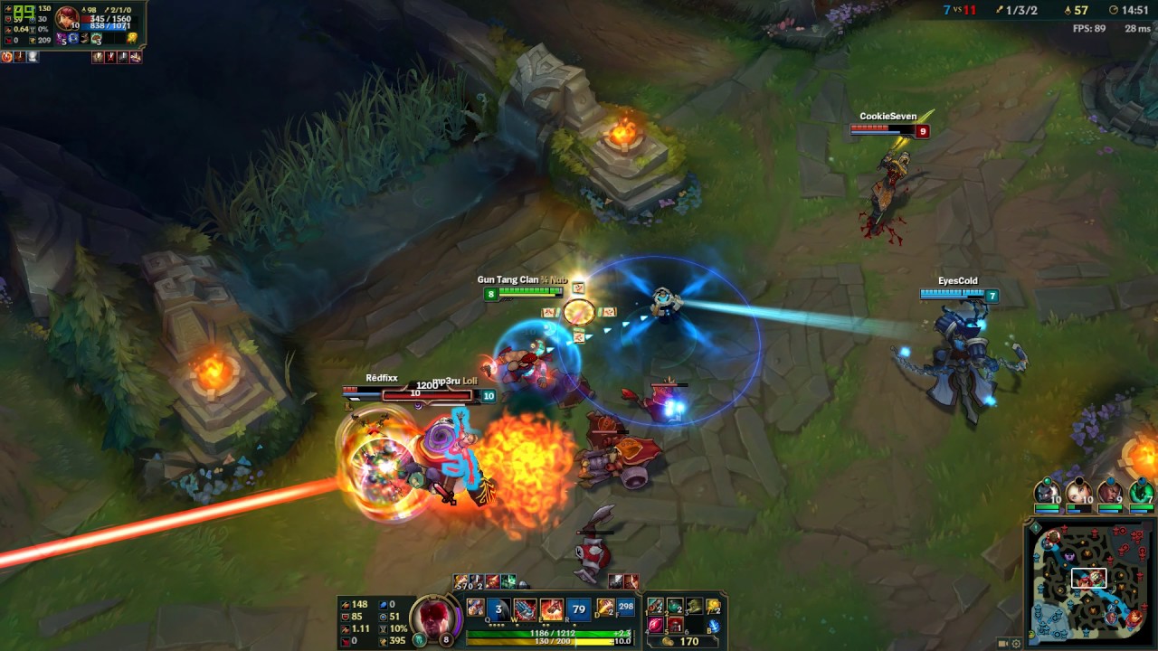 Satisfying Kick Flash into Lux Stun + Ult - YouTube