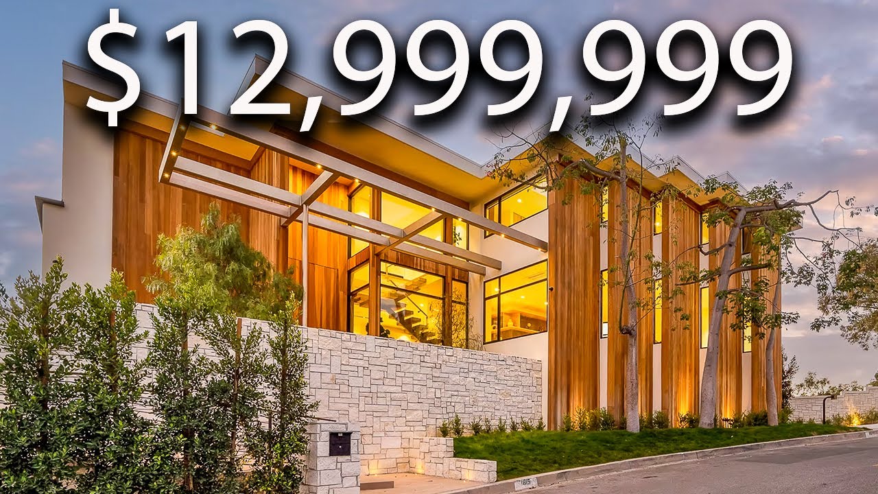 Luxury Mansion Movie Theater Entrance 18+ Thousand Luxury