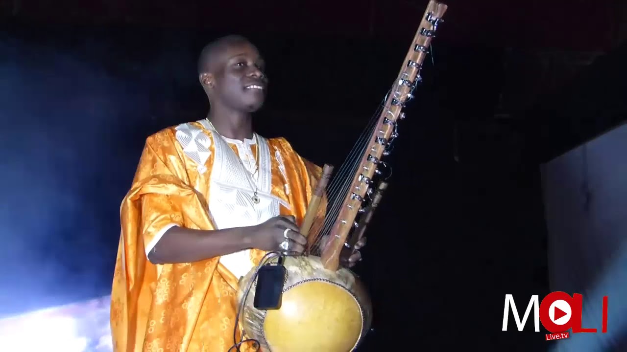 Sidiki Diabaté le prince kora en concert live au Mali 2019 (partie 1 ...
