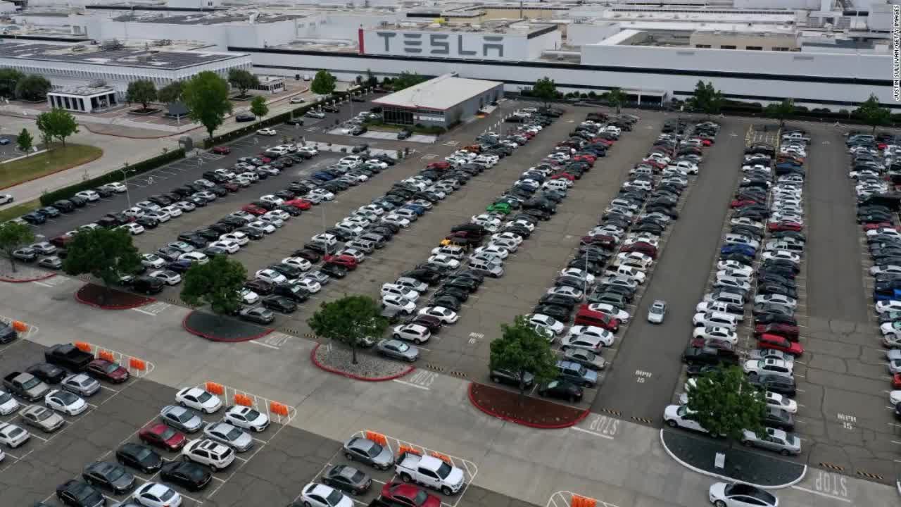 Reports say Tesla plant workers are testing positive for Covid-19 as ...