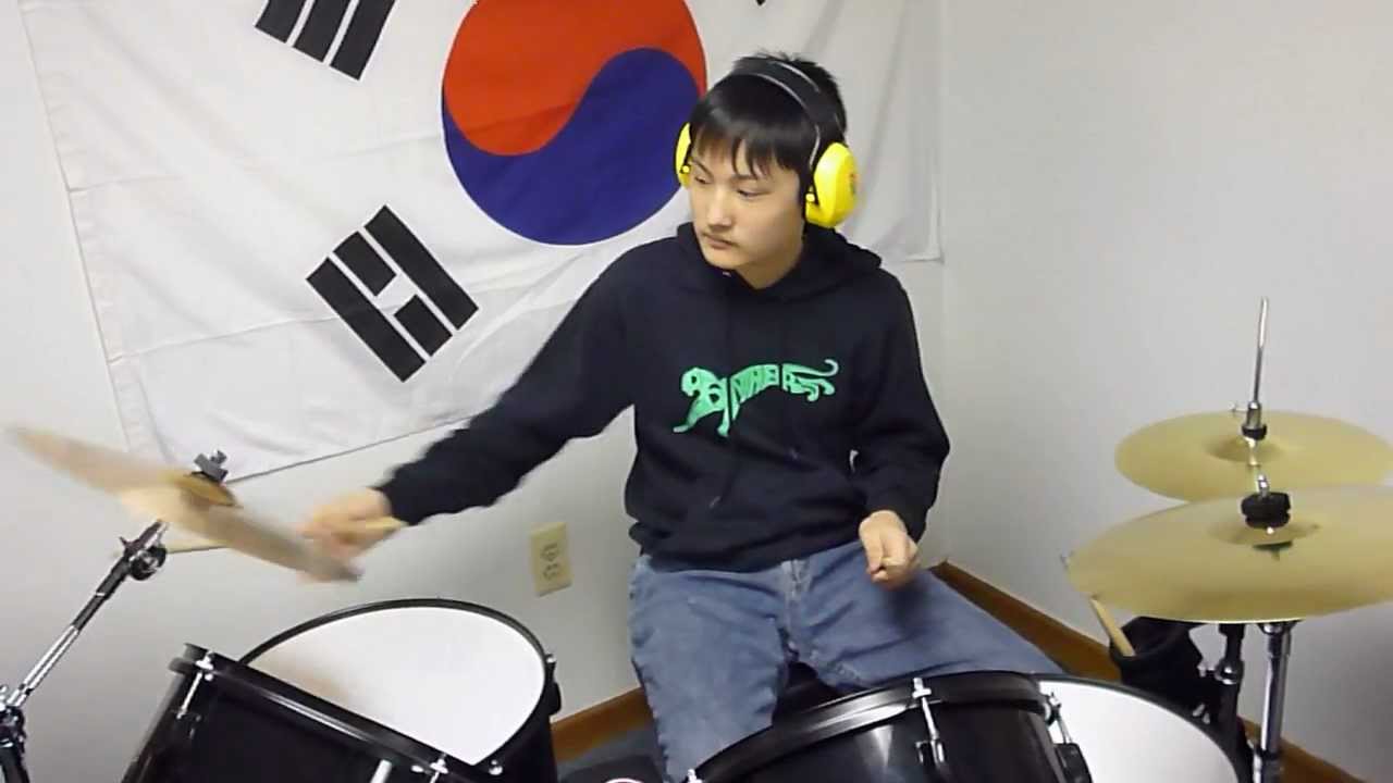 Ba dum tss (Sound Effect) - YouTube