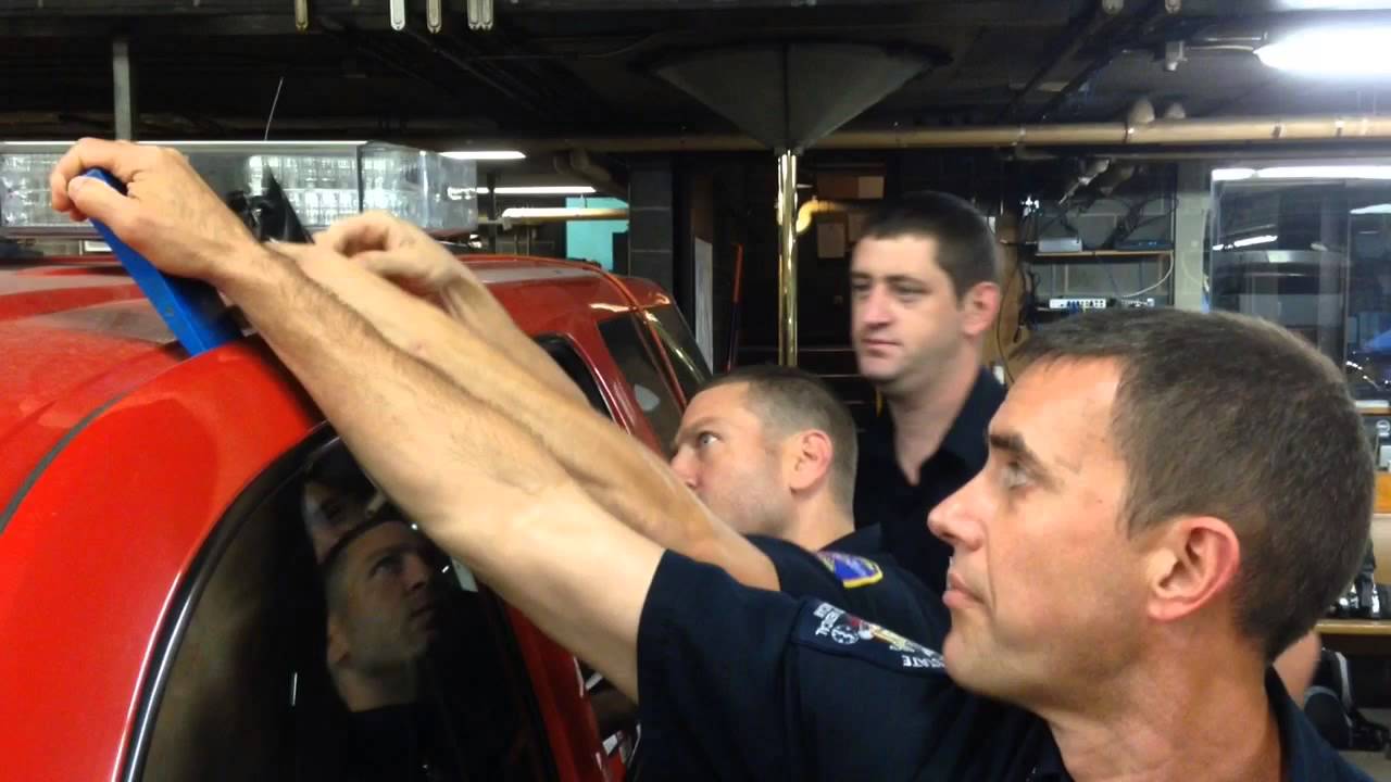 Syracuse Fire Department Car Lockout Drill - YouTube