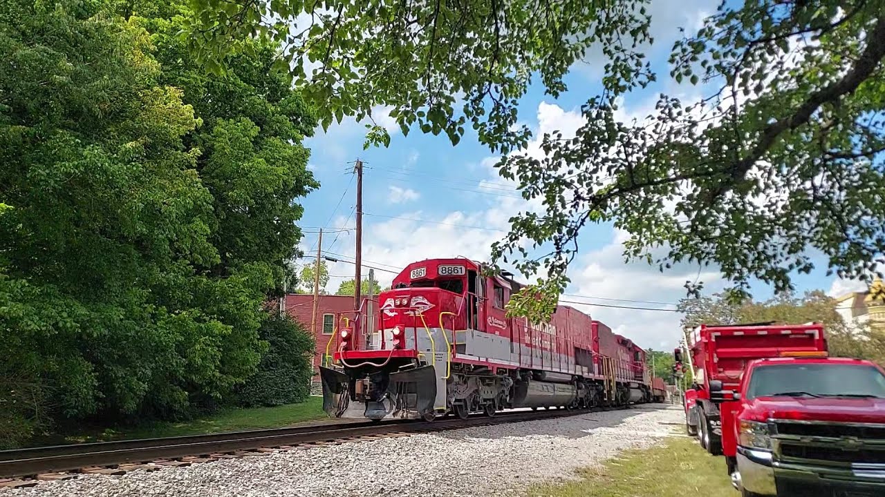 rj corman Z544 with rjc 8861 with an rs3l /w @Kyrailfan - YouTube