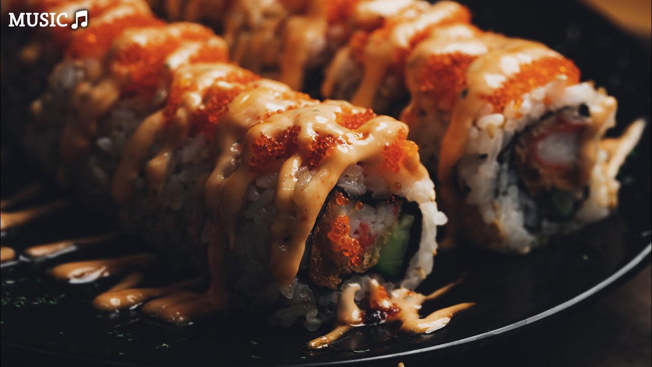 How to Make American-style Sushi Roll - YouTube