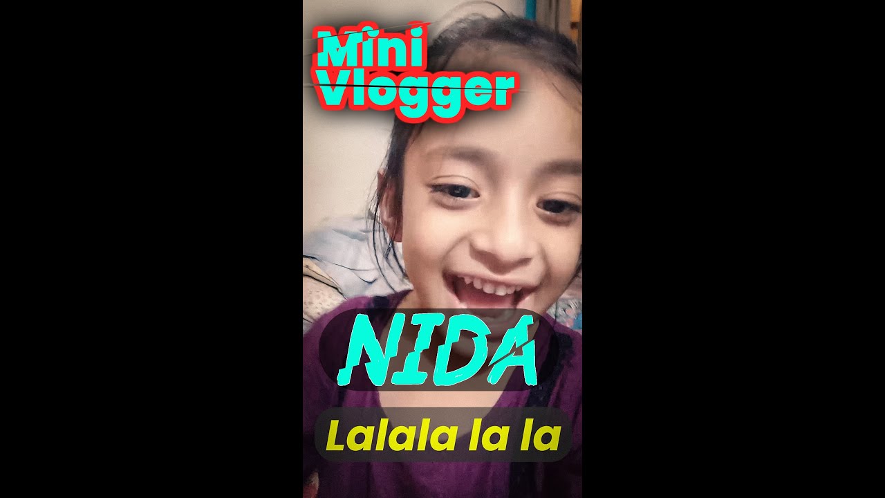 Mini Vlogger - YouTube