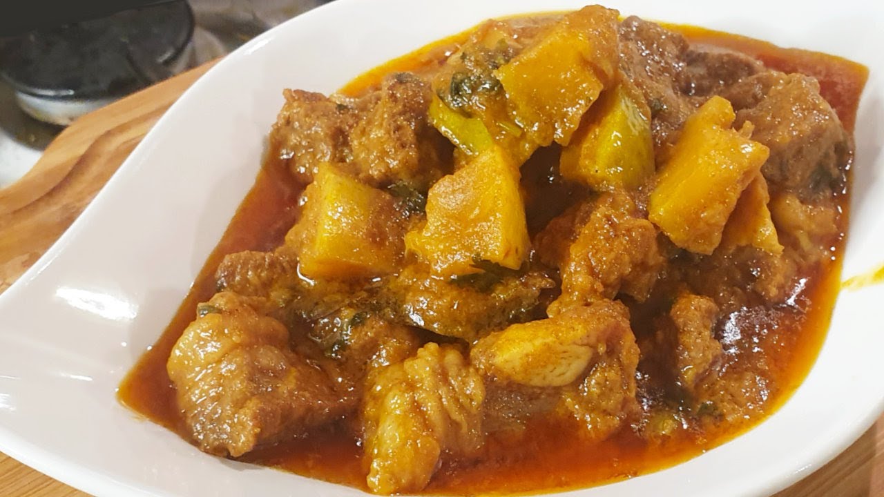 Best Beef & Shatkora Curry Bangladeshi Style - YouTube