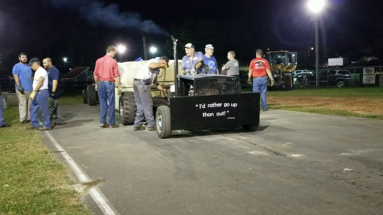Jim Hoffman Studebaker Doodlebug Full Pull Four Town Fair 2017 - YouTube