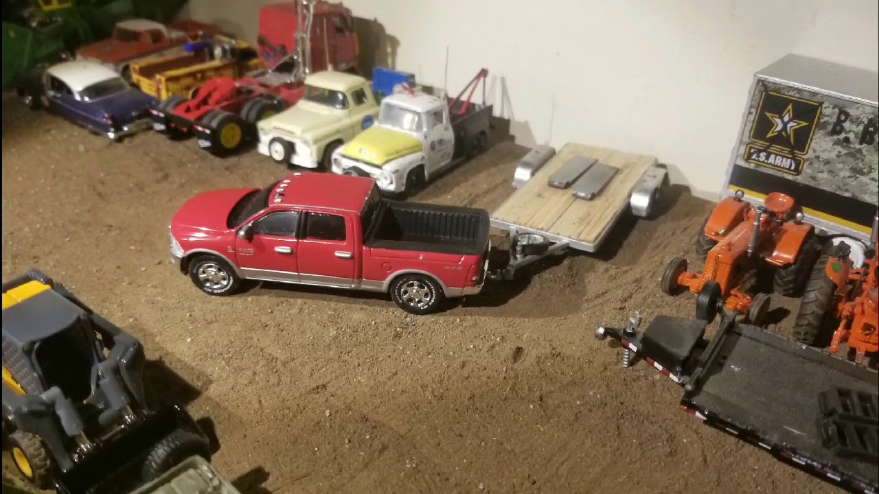 Greenlight's Ram 2500 Harvest Edition in Case IH Red - YouTube