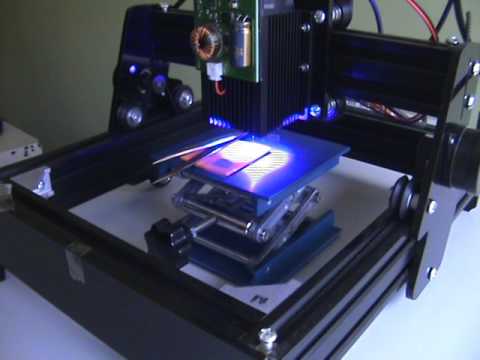 Yumuşak Kauçuğa lazer ile A harfi yazma