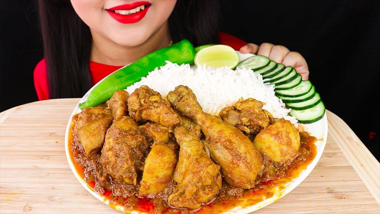 Eating SPICY CHICKEN CURRY with RICE|Eating Indian Food (Real Sounds ...