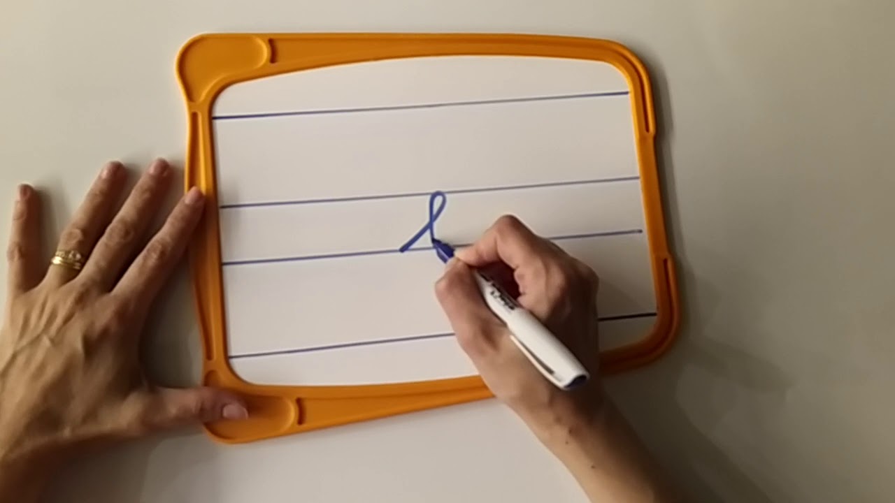 Ecriture de la lettre é minuscule en cursive - YouTube