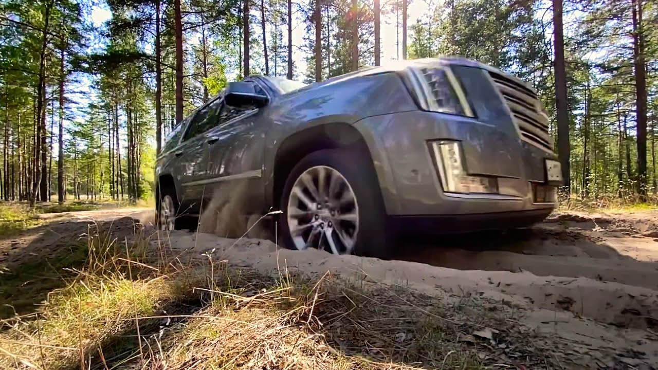Cadillac Escalade sand off road - YouTube