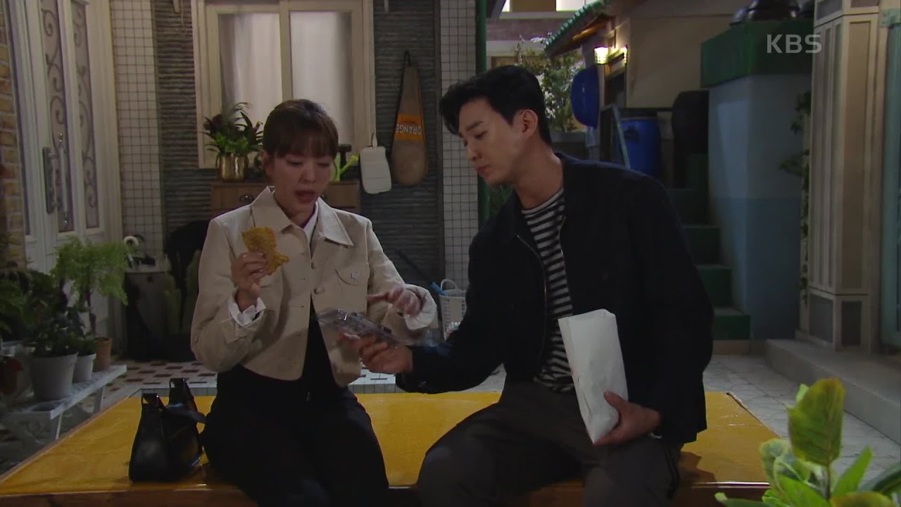 강다빈은 남상지에게 호루라기를 선물한다 [우당탕탕 패밀리] | KBS 231026 방송 - YouTube