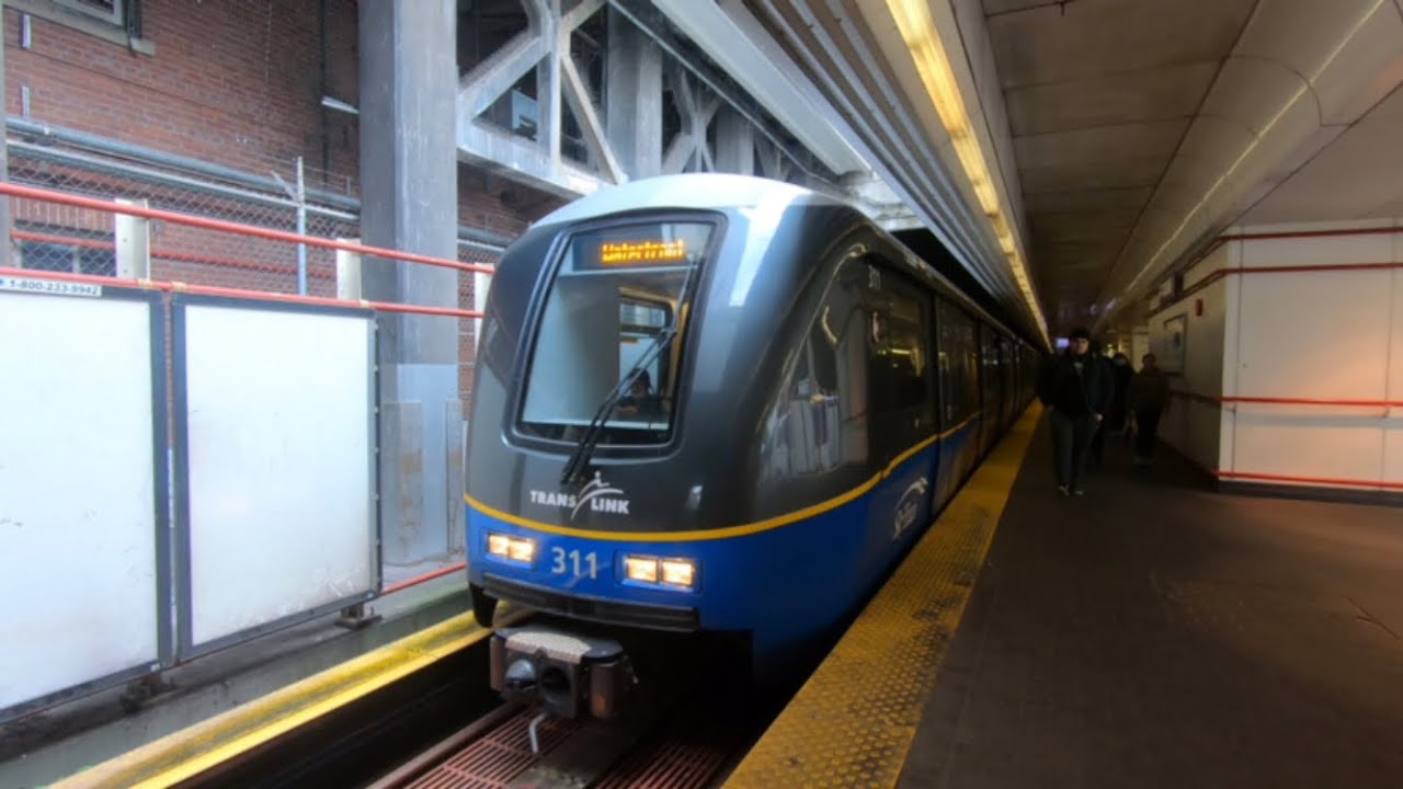 [60 FPS] Mk II Skytrain leaving Waterfront Station (To Switchback ...