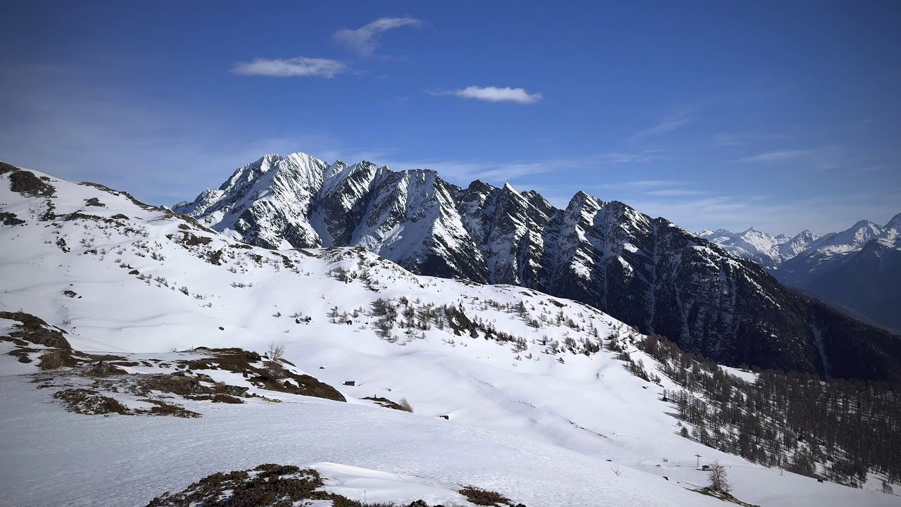 Skiing in a Bowl of Corn - YouTube
