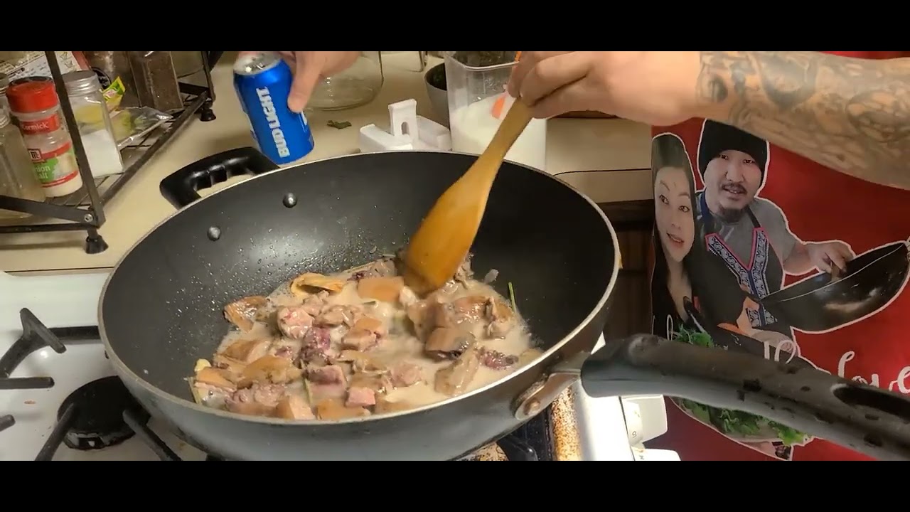 cooking squirrel - YouTube