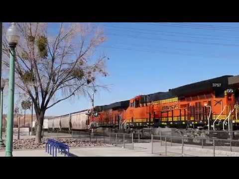 BNSF 7702 ES44DC 1 21 19 Victorville, Ca Ron Diczhazy - YouTube