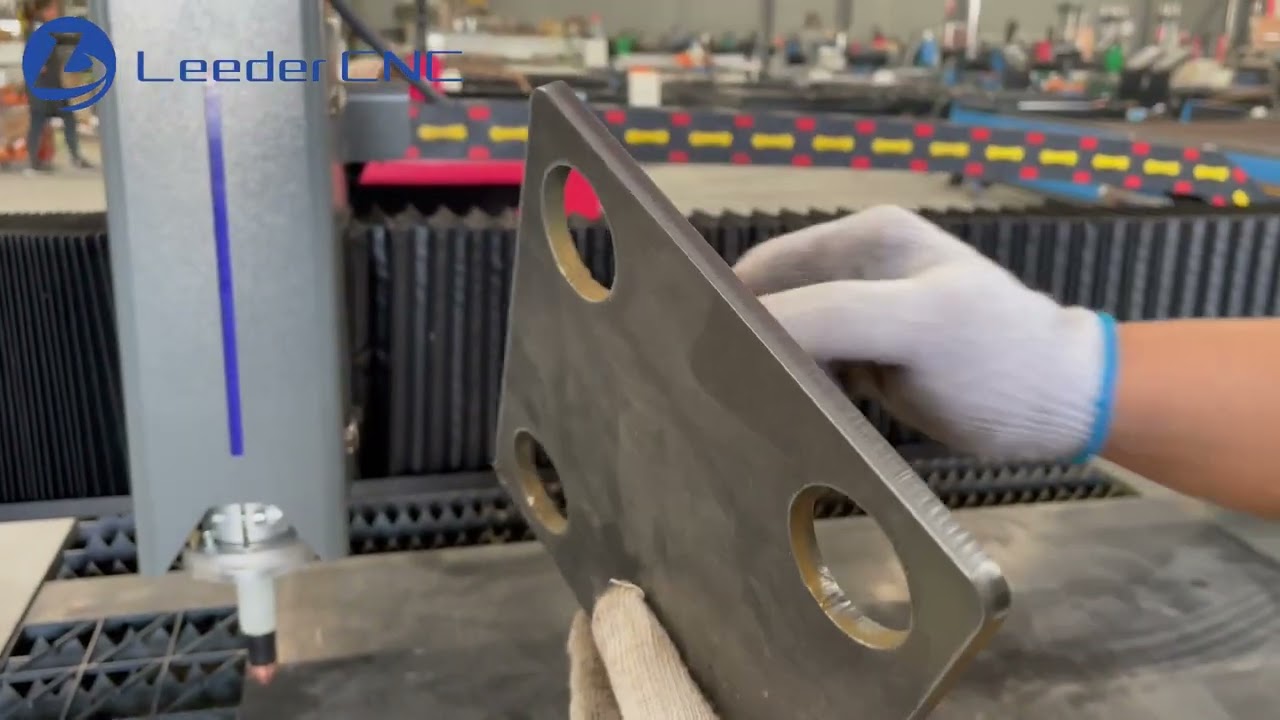 LEP-1530R plasma cutting machine - YouTube