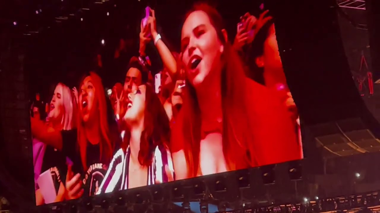 Little Freak LOT LA N6 Harryween - YouTube