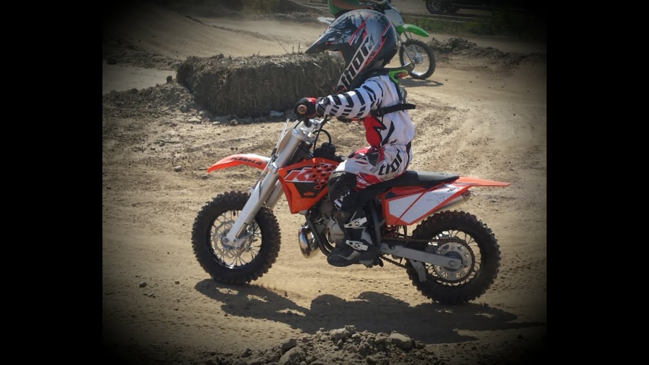 3 Year Old on KTM 50 mini - YouTube