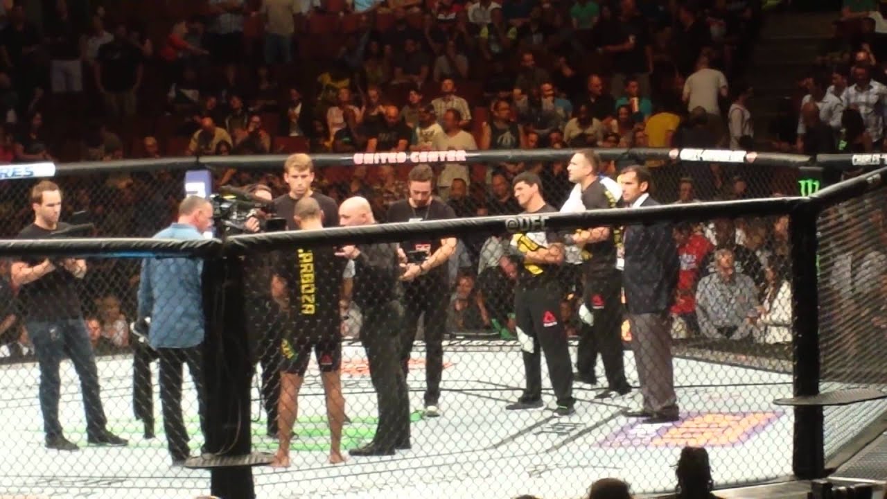 Rogan post fight action - YouTube