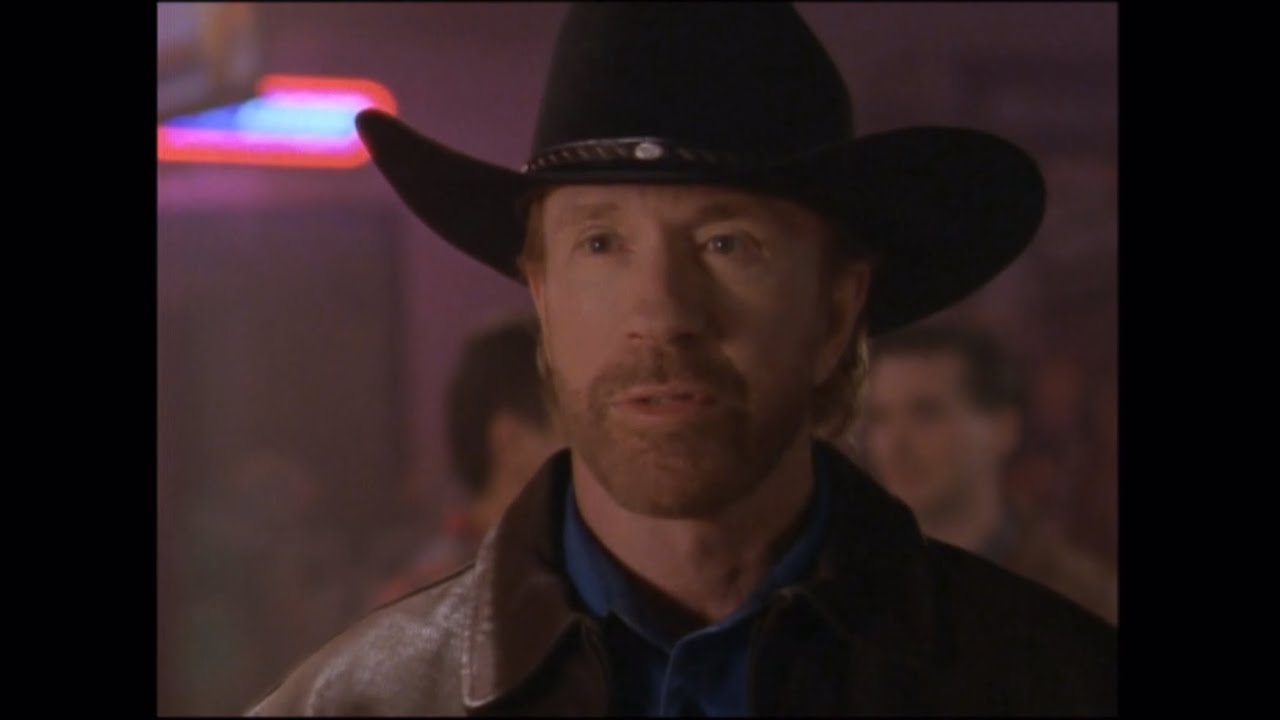 Walker Texas Ranger | Power Angels Fight - YouTube