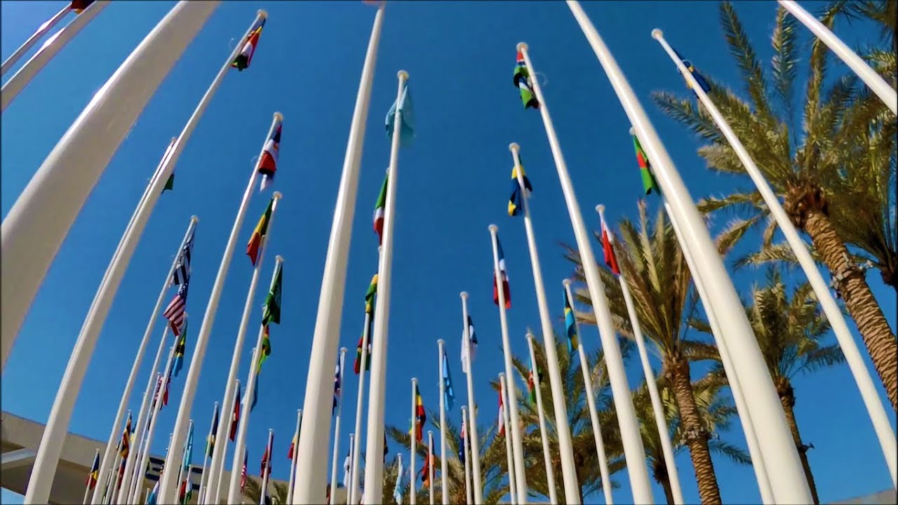 Most Beautiful Arrangement of Flagpoles | Flags of Every Country Are ...
