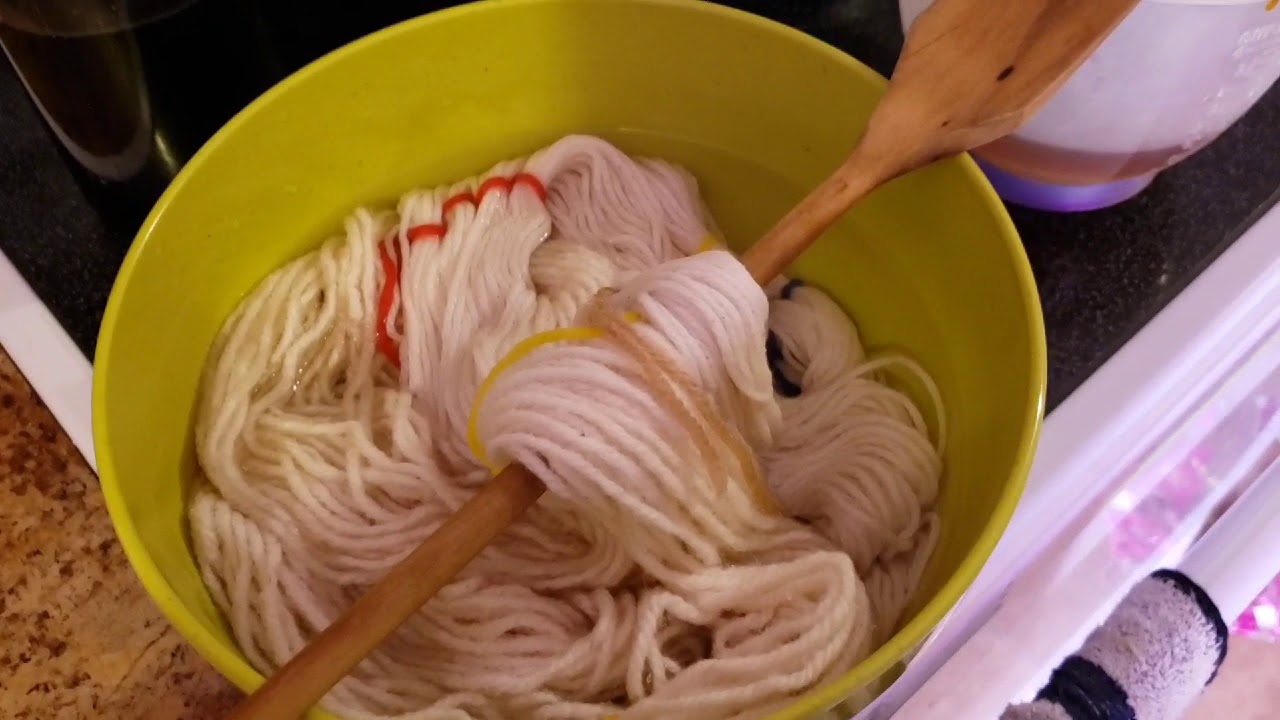 Natural dyed yarn experiment #2 - YouTube