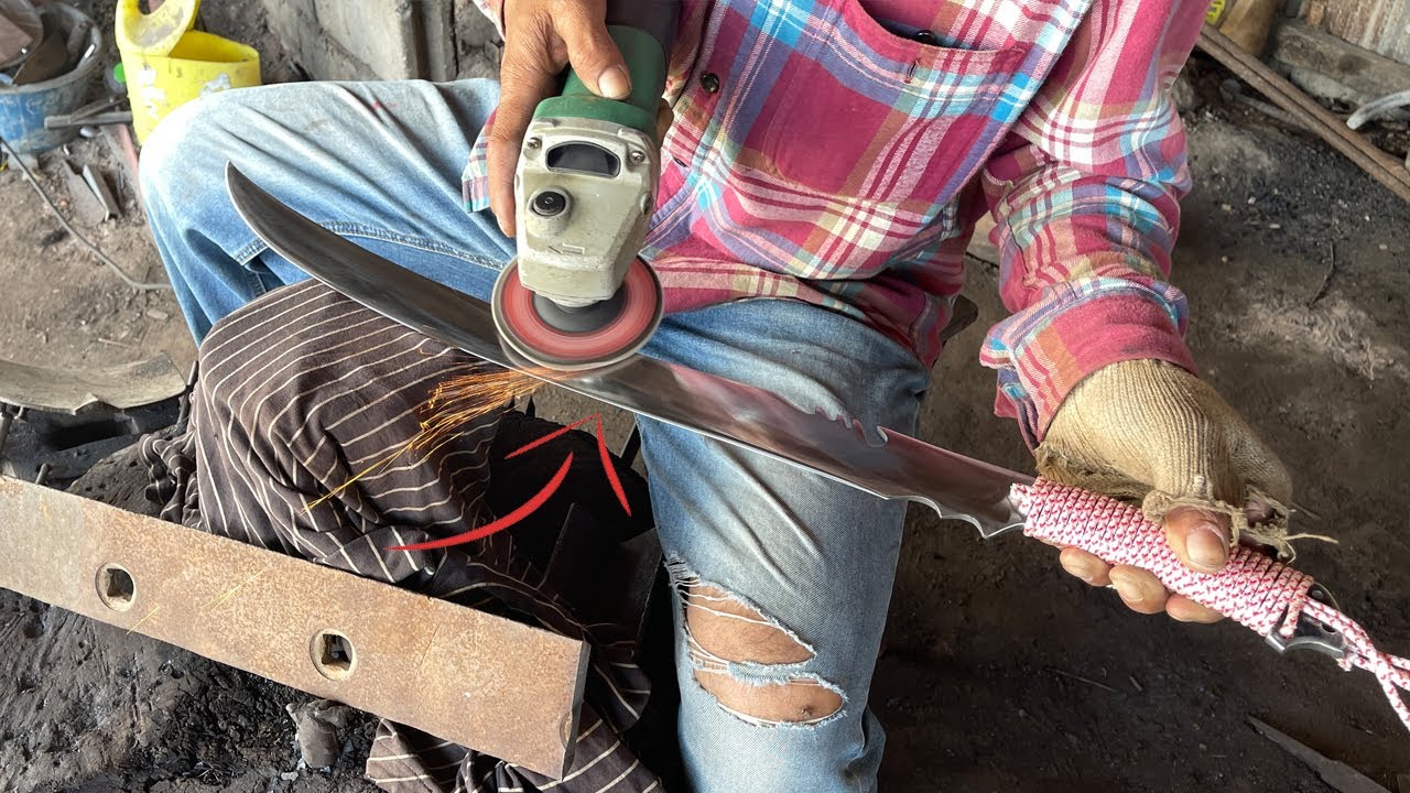 FORGING SWORD - HOW TO FORGE A KNIFE SWORD BY STREET BLACKSMITH IN ...