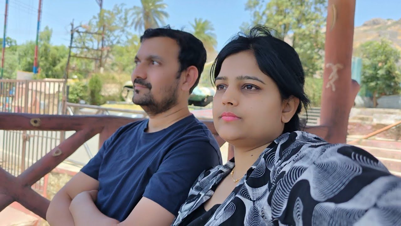 Naziya से नेहा क्यों बनी में शादी के बाद hindu muslim couple@naziyaabhishekvlogs - YouTube