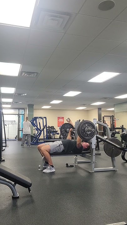 Cycle 2 Week 10 Day 1 Bench 220 lbs - YouTube