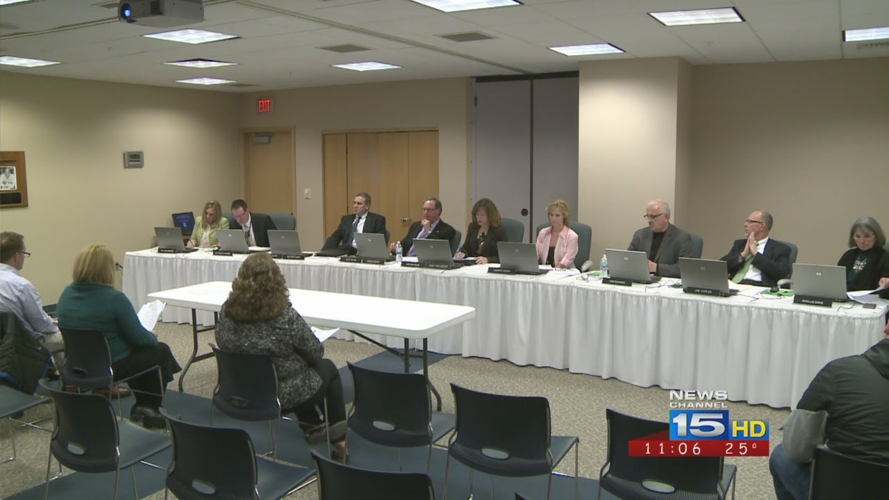 SACS approves new grading scale - YouTube