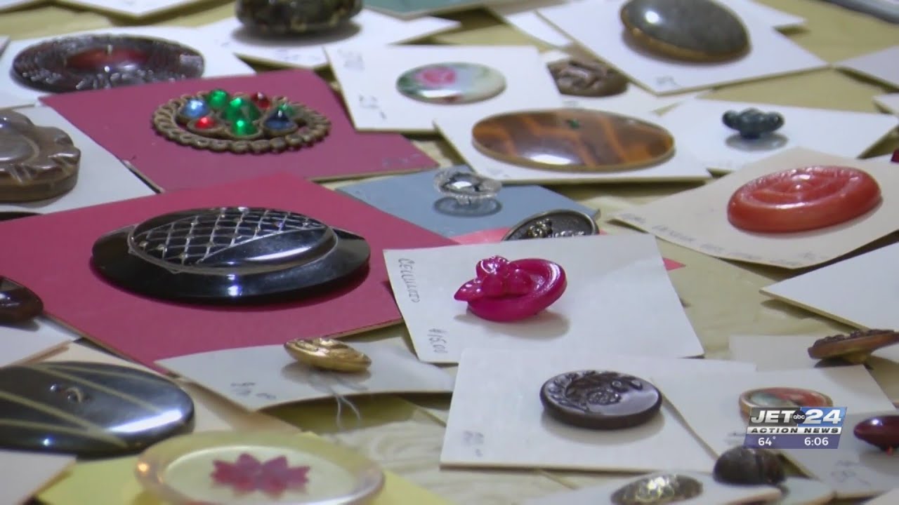 Buttons of all kind take over the Bayfront at annual button show - YouTube