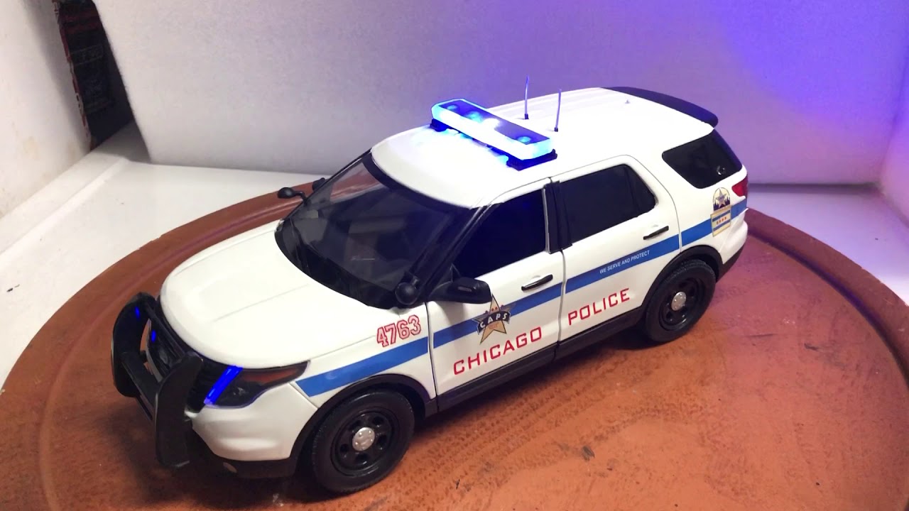 "CHICAGO PD POLICE FORD PI SUV 1/18 Explorer WORKING LED LIGHTS 4 SIREN ...