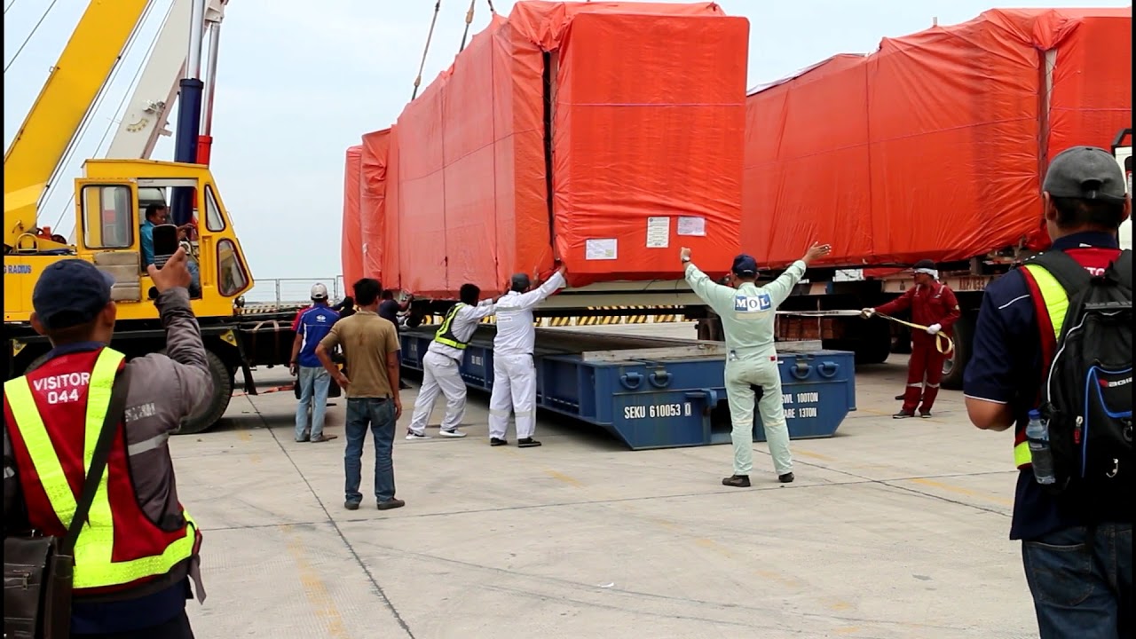 Delivery Passenger Boarding Bridge by PT Yusi Cargo - YouTube
